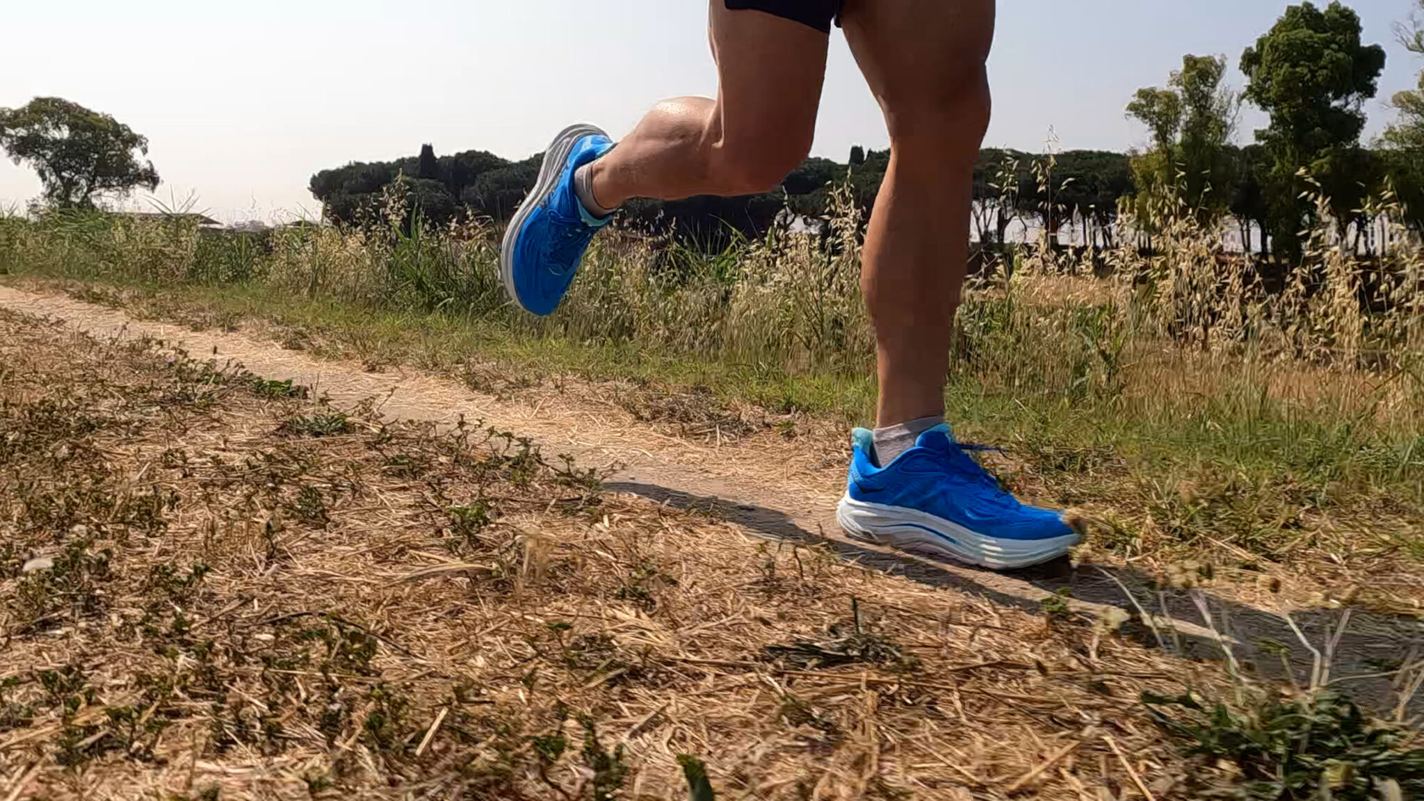 Hoka Clifton 10: comfort e protezione per i lunghi, ma con qualche limite - Personal Running Coach